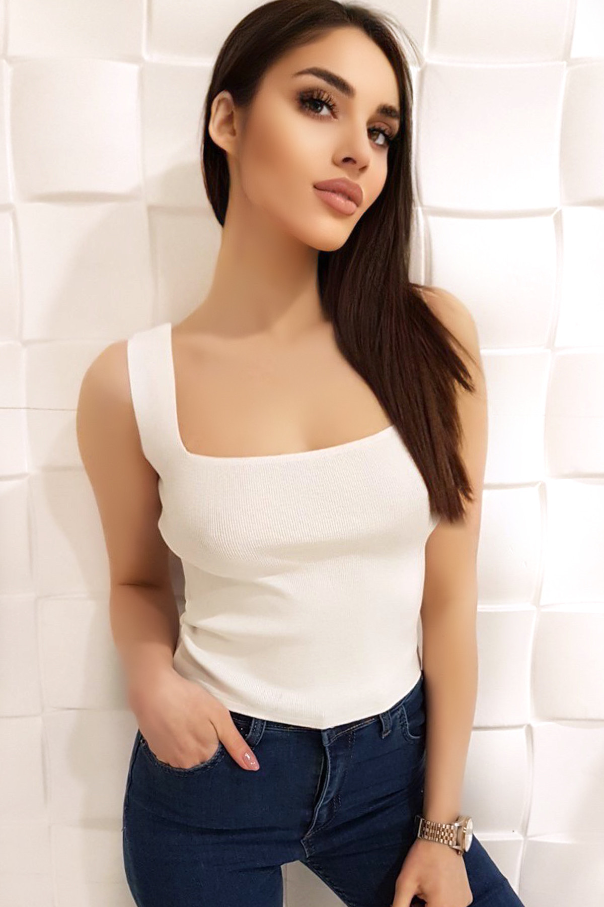 Дамски топ с изчистен десен | VMzona.com